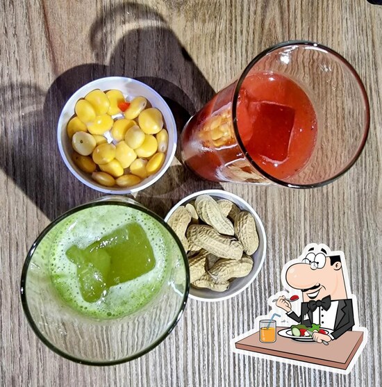 Boutique da Poncha pub & bar, Vila Baleira - Restaurant reviews