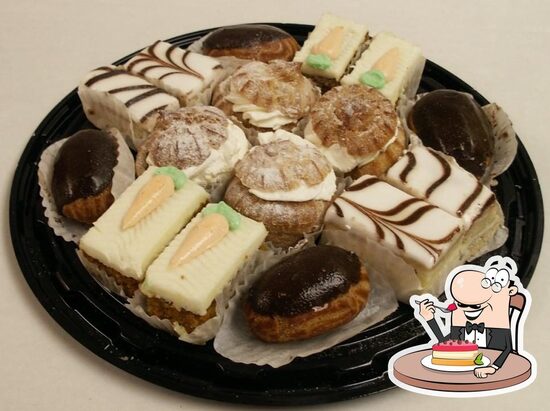Hoff's Bakery in Malden - Restaurant menu and reviews