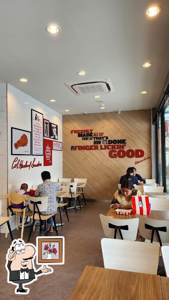 KFC สาขาปั๊ม ปตท. ท่าเรือ-ท่าลาน, Tha Ruea - Menú del restaurante ...