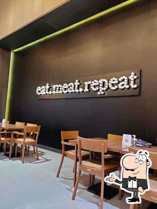 SMK - Smoked Meat Kitchen (Marina) restaurant, Dubai, Dubai Marina walk ...