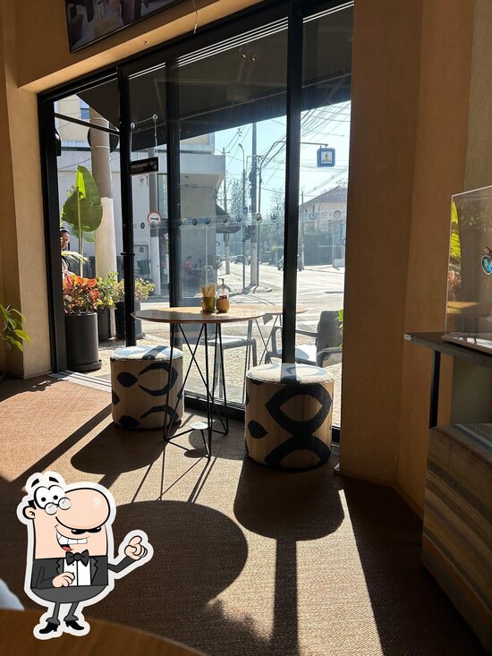 Um Coffee Co. café, São Paulo, Alameda Gabriel Monteiro da Silva ...