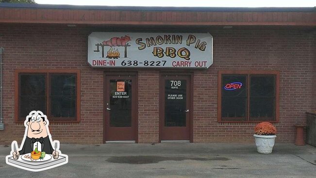 Menu at Smokin Pig BBQ, Greeneville