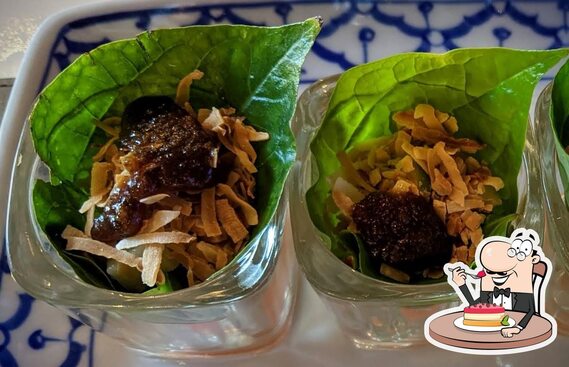 Kin Dee in Houston - Restaurant menu and reviews