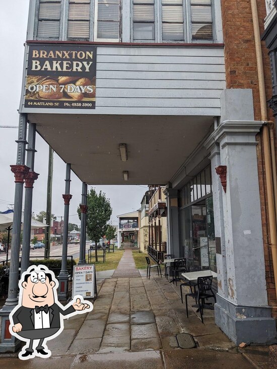 Le's Bakery and Coffee, Branxton - Restaurant menu, prices and reviews