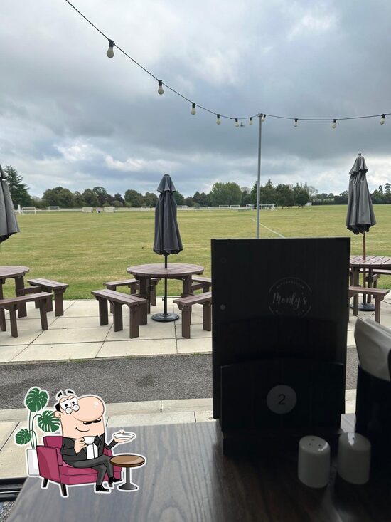 Monty's Bar & Kitchen, Bushey - Restaurant menu, prices and reviews