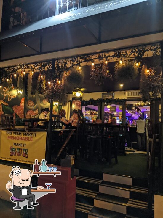 RUE Forbes town, BGC, Taguig - Restaurant menu, prices and reviews