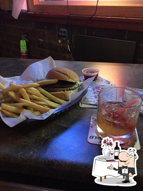 Menu at Animal's pub & bar, Antigo