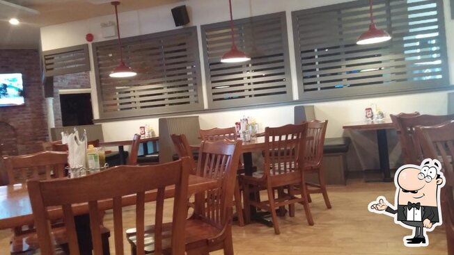 Five Bridges Bar & Grill, Riverview - Restaurant menu, prices and reviews
