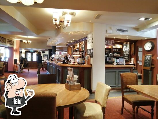 Menu at The Robin Hood pub & bar, Sheffield, Millhouses Ln