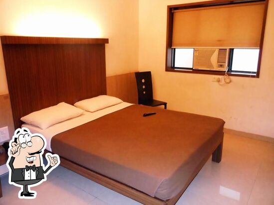 Hotel Ratna Palace Residency, Thane - Restaurant menu, prices and reviews