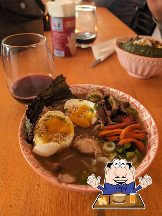 Menu at Chica Ramen restaurant, El Chaltén