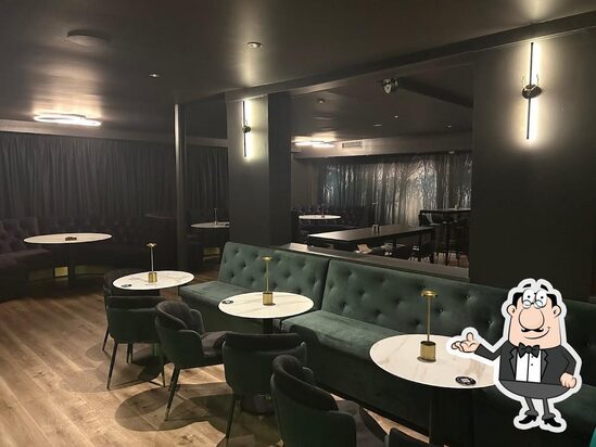 Elk Cocktail Lounge, Penrith - Restaurant menu, prices and reviews