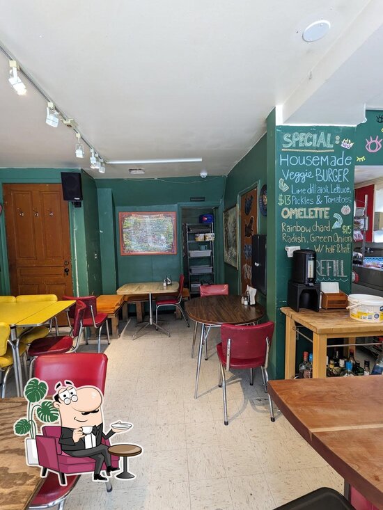 The Yeti Cafe, Kitchener - Restaurant menu, prices and reviews