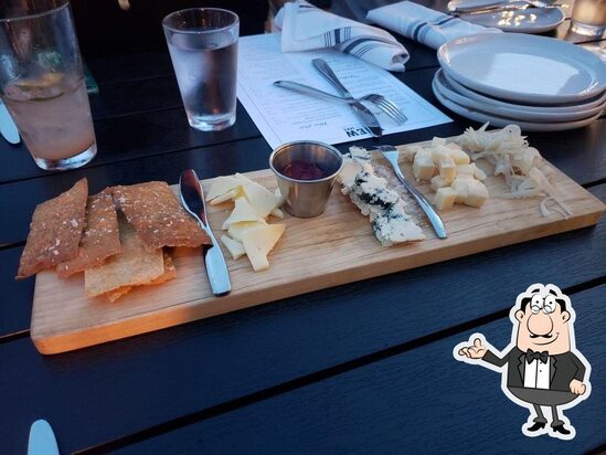 View MKE, Milwaukee - Restaurant menu, prices and reviews