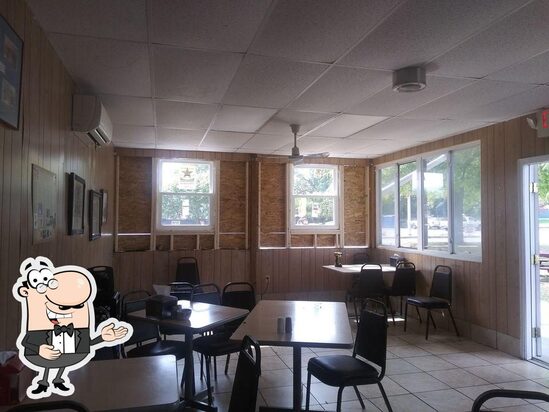 Hot's Point in Sodus Point - Restaurant menu and reviews