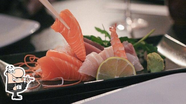 Sumo Fresh, 141 High St in London - Restaurant menu and reviews