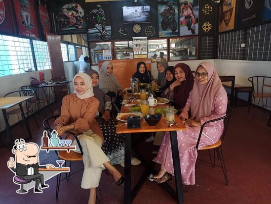 Carta de Cafe&resto seafood datuk sen, Durian Tinggi