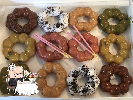Hachi Mochi Donuts in Toronto - Restaurant reviews