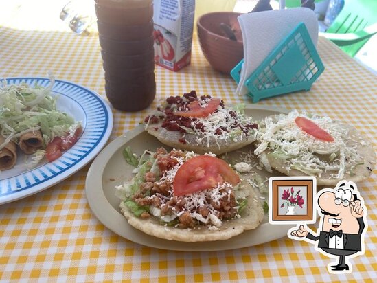 Menu at Al Sazon Jarocho restaurant, Holbox
