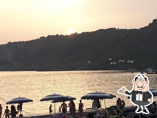 Lido "Full Moon", Praia A Mare - Menu del ristorante, prezzi e recensioni