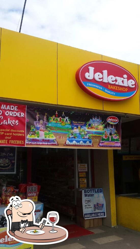 Jelexie Bakeshop, Moncada - Restaurant menu, prices and reviews
