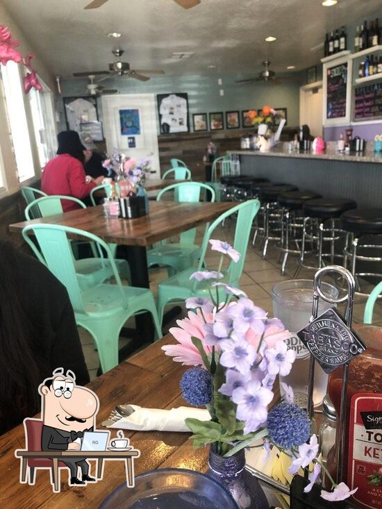 Byron Inn Cafe, Byron - Restaurant menu, prices and reviews