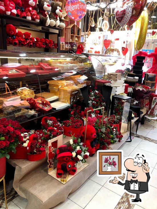 CHOCO WARD Al Dar Flowers & Chocolates Al Barsha Br, Dubai - Restaurant ...