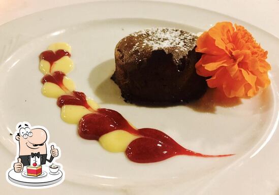 Russell's Restaurant & Loft in Bothell - Restaurant menu and reviews