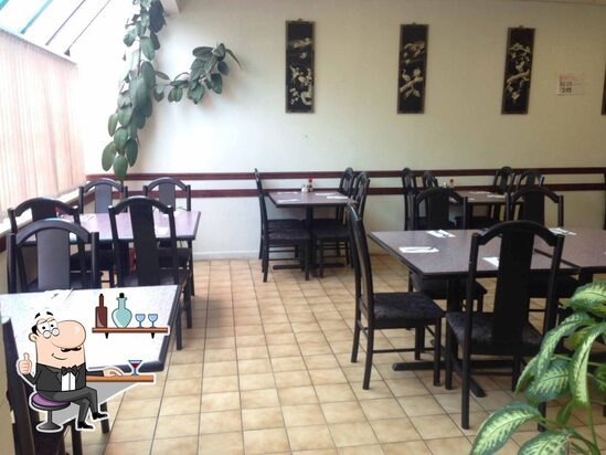 Wing Ho Chinese Restaurant in North Vancouver - Restaurant menu and reviews