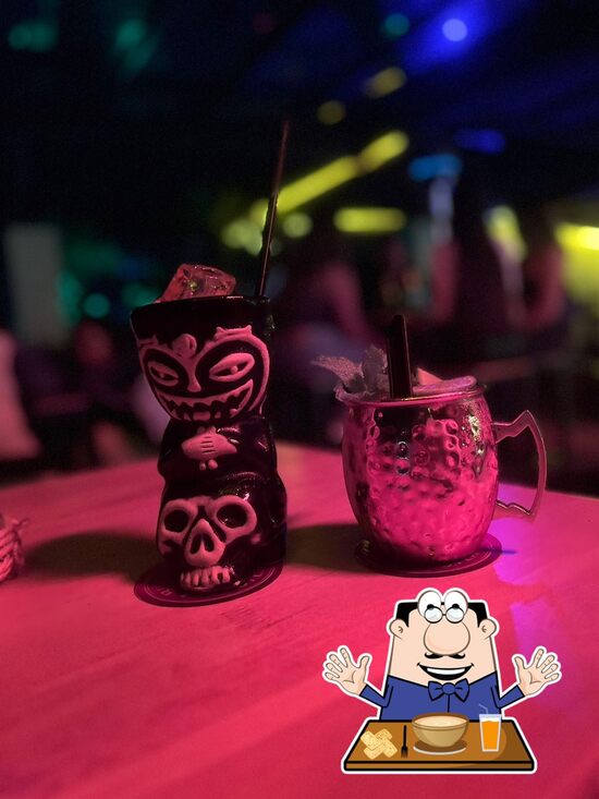 Nómada rooftop Bar, La Ceja - Menú del restaurante, precios y reseñas