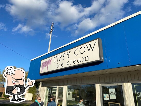 Menu at Tippy Cow Ice Cream, Grandville