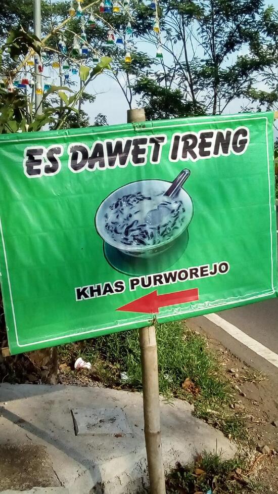 Carta del café Es Dawet Ireng "Kenari" khas Purworejo, Ambarawa
