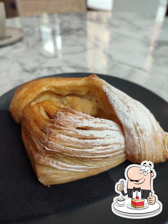 92 Degrees in London - Restaurant menu and reviews