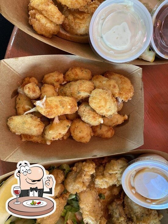 Fish Hut Grill in Emerald Isle - Restaurant menu and reviews