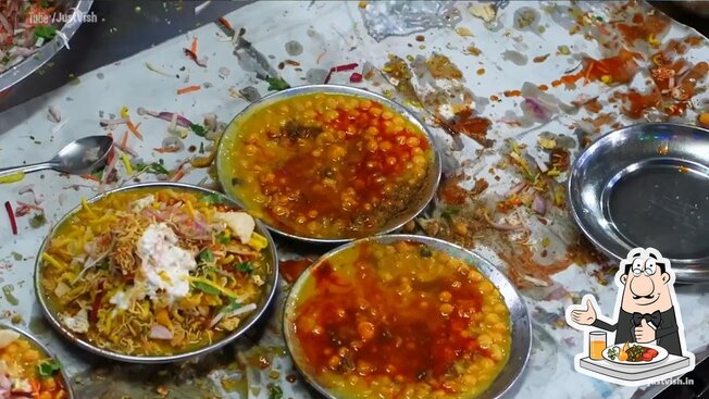 Menu at Bhartia Chat Bhandar 1980 (ଭରତିଆ ଚାଟ ଭଣ୍ଡାର), Rourkela