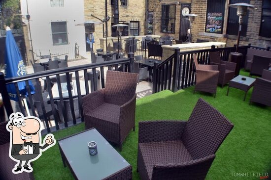Menu at The Caddyshack pub & bar, Elland