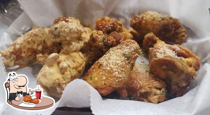 Hoops Cafe, 505 Locust Ave in Fairmont - Restaurant menu and reviews