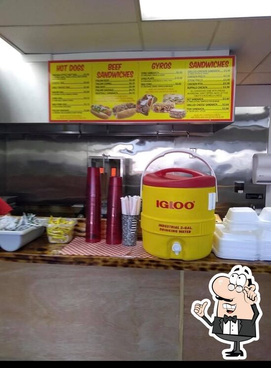Lili’s Hot Dogs, Manteno - Restaurant menu, prices and reviews