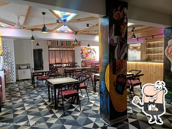 DOLPHINE BAR & RESTAURANT, Indore - Restaurant menu, prices and reviews