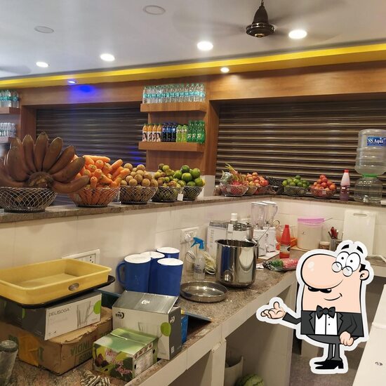 Insta cafe, Chennai, W44X+C86 - Restaurant reviews