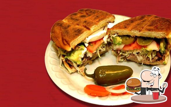 Menu at El Regio Tacos Y Tortas restaurant, Grand Prairie