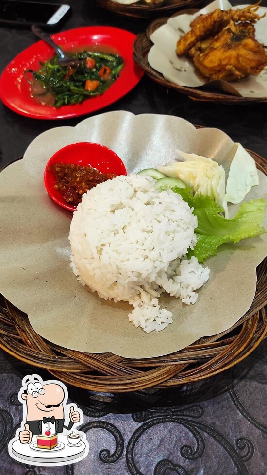 Waroeng Sambal Bang Jali restaurant, Kuta Jaya, Jl. Raya Regency II ...
