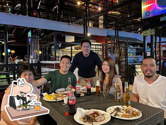 Tony's Hideaway pub & bar, Cagayan de Oro - Restaurant reviews