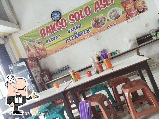 Baso Solo Asli Mas Parmin Cemplang restaurant, Cibatok 1 - Restaurant ...