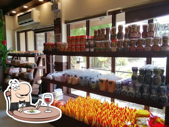 Menu at Loumars Cafe & Restaurant - Tagaytay Francisco, Tagaytay