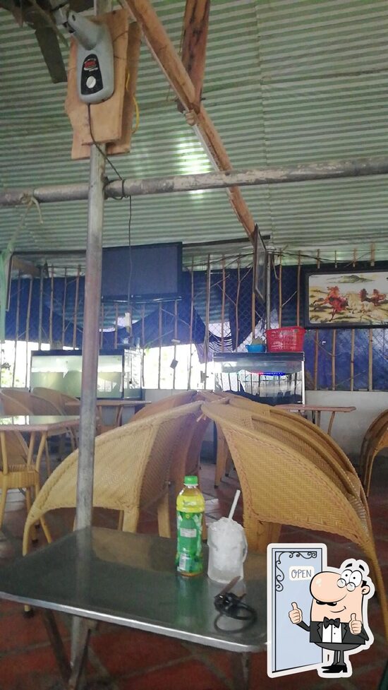 Menu at Cafe Nhớ 2, Vietnam