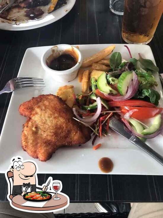 Menu at Golden Beach Tavern restaurant, Caloundra, 32 Bowman Rd