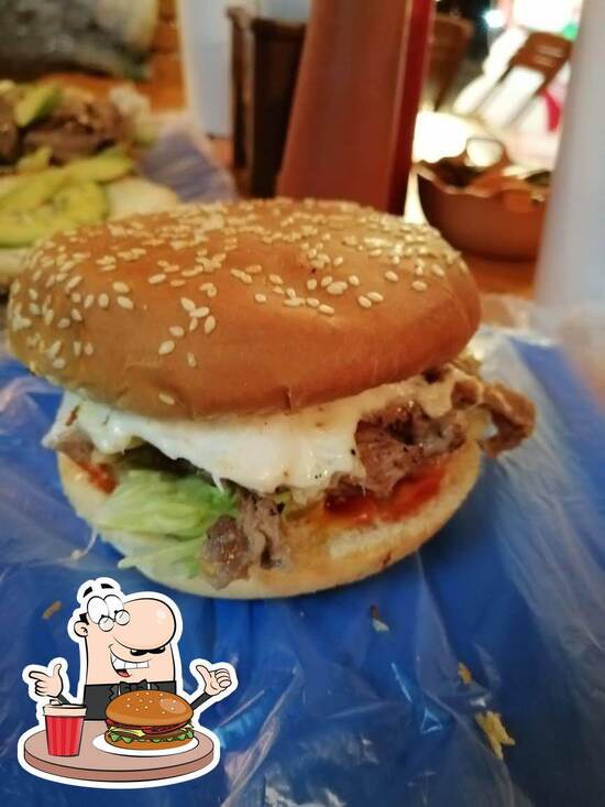 Menu at El Pirul restaurant, Ecatepec de Morelos, Av. Acueducto 6