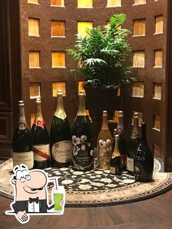 The Cellar Club Bar in Coral Gables - Restaurant menu and reviews