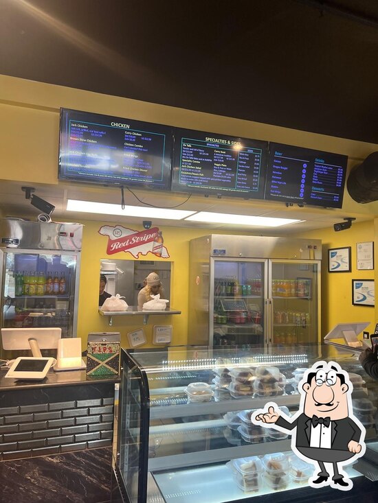 Uppa Yard, Milwaukee - Restaurant menu, prices and reviews